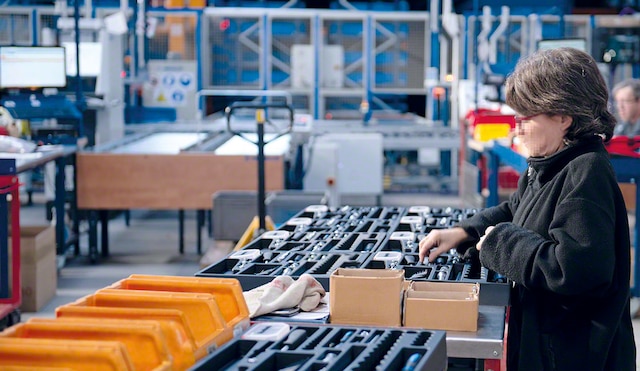 3 exemples de préparation de commandes efficace - Mecalux.fr