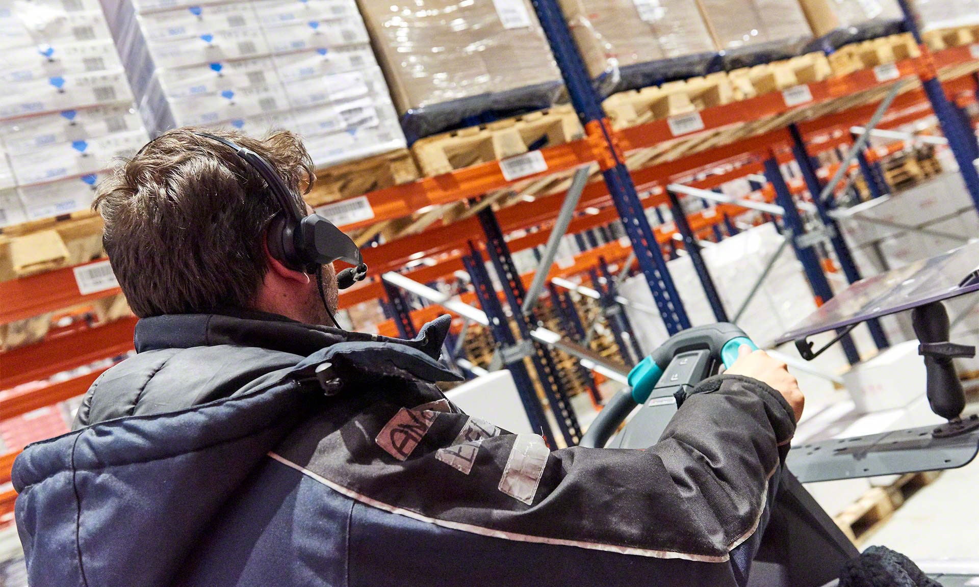 Le retour du voice picking dans l’entrepôt - Mecalux.fr