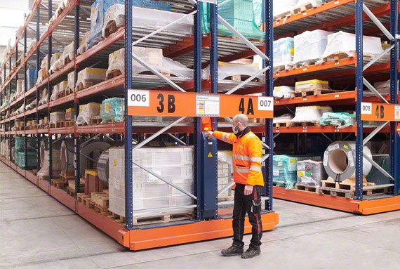 Rack mobile, palettier mobile (Movirack) - Mecalux.fr