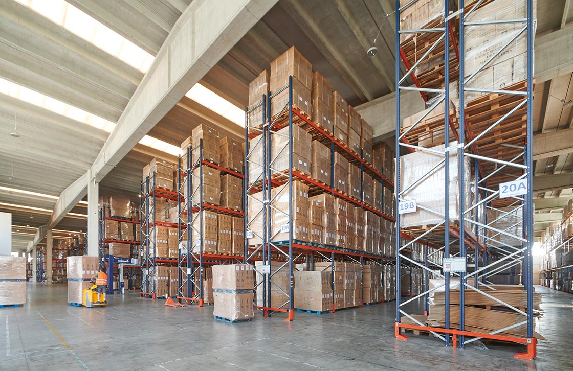 Comment Denver a optimisé la logistique de son entrepôt - Mecalux.fr